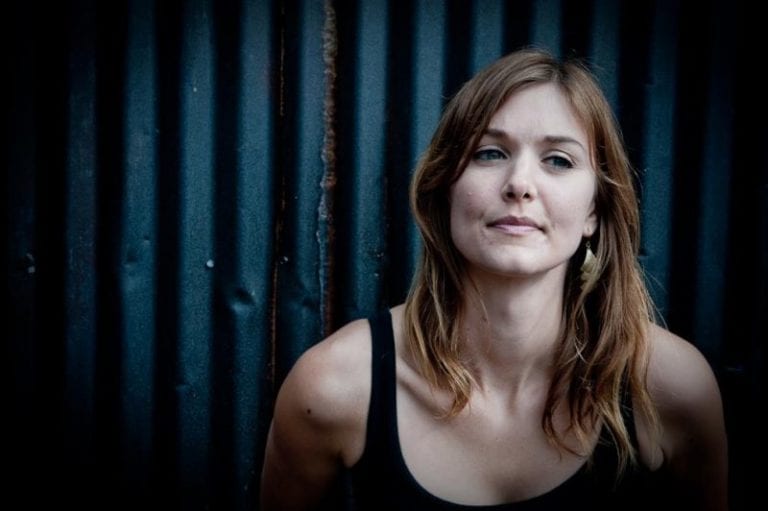 Jill Andrews performs a full set at Nashville Sunday Night