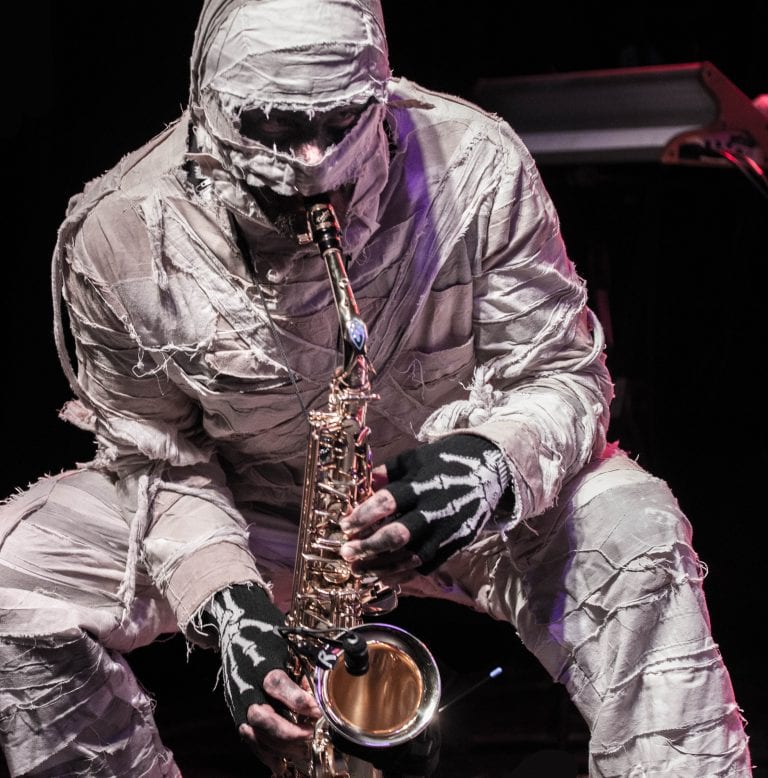 Here Come the Mummies Secret Show [photos] – Lightning 100