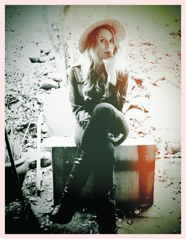 Local Spotlight: Elise Davis – Lightning 100