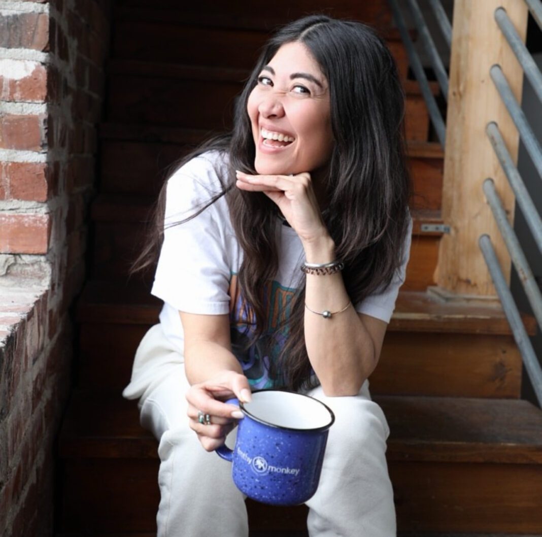 Lisa Goe – Lightning 100