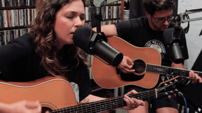 Sad Penny performs Addison and Summertime [video] – Lightning 100